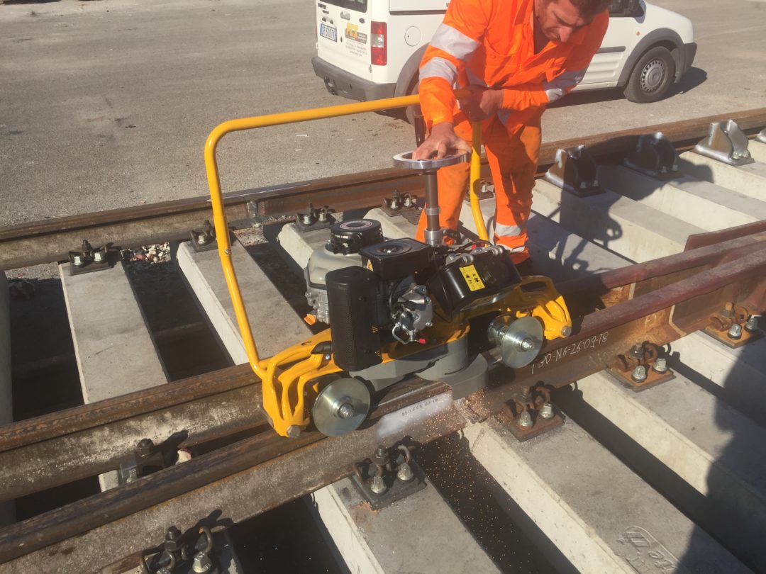 RailEZ Gasoline Engine Rail Grinder - RailEZ